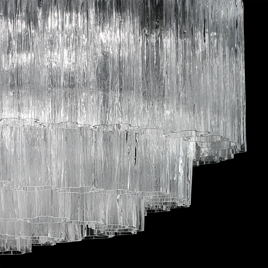 Venice Arte, Maestri vetrai che creano lampadari in vetro di Murano